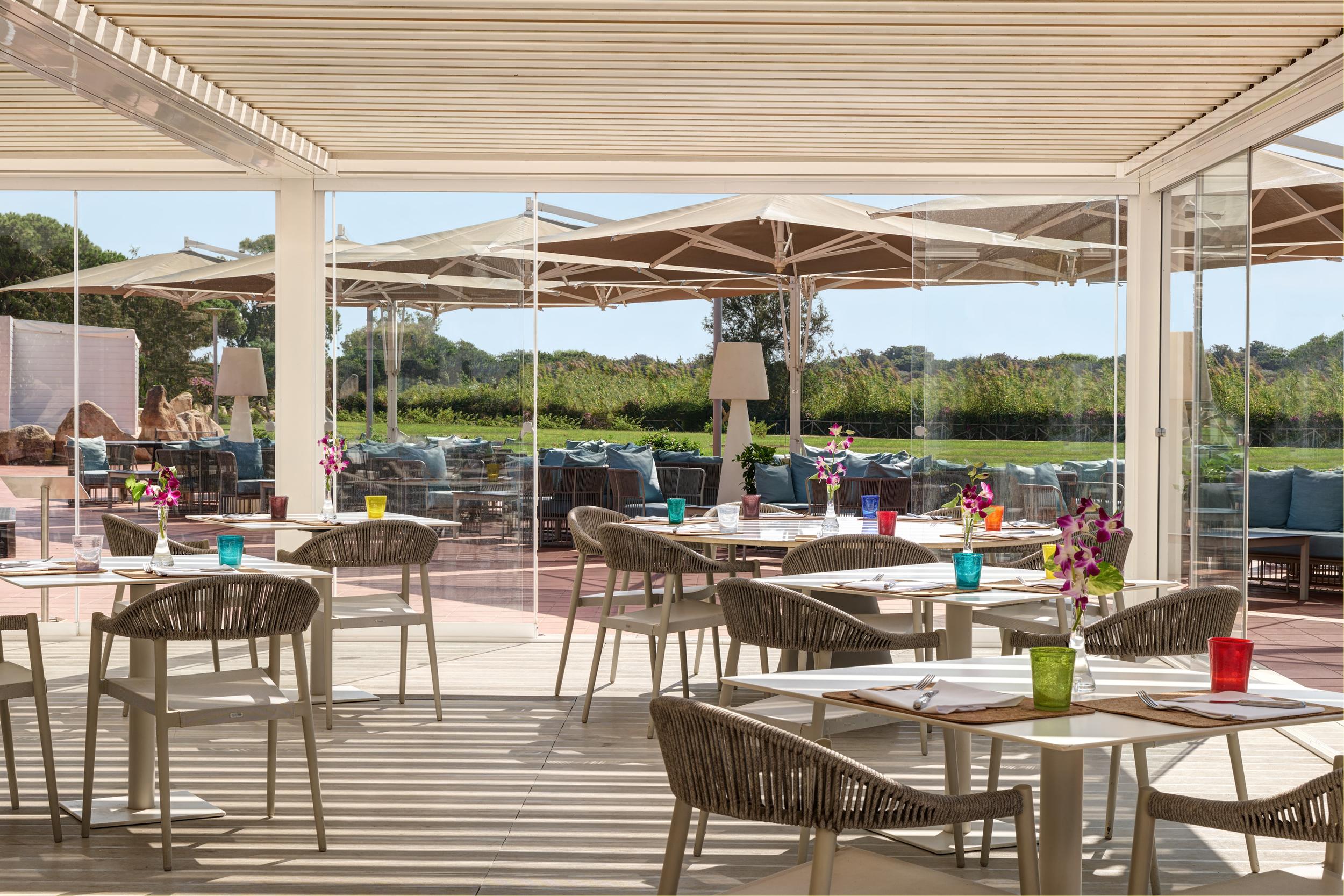 Hotel restaurants in Sardinia: fish, mediteranean | Almar Timi Ama