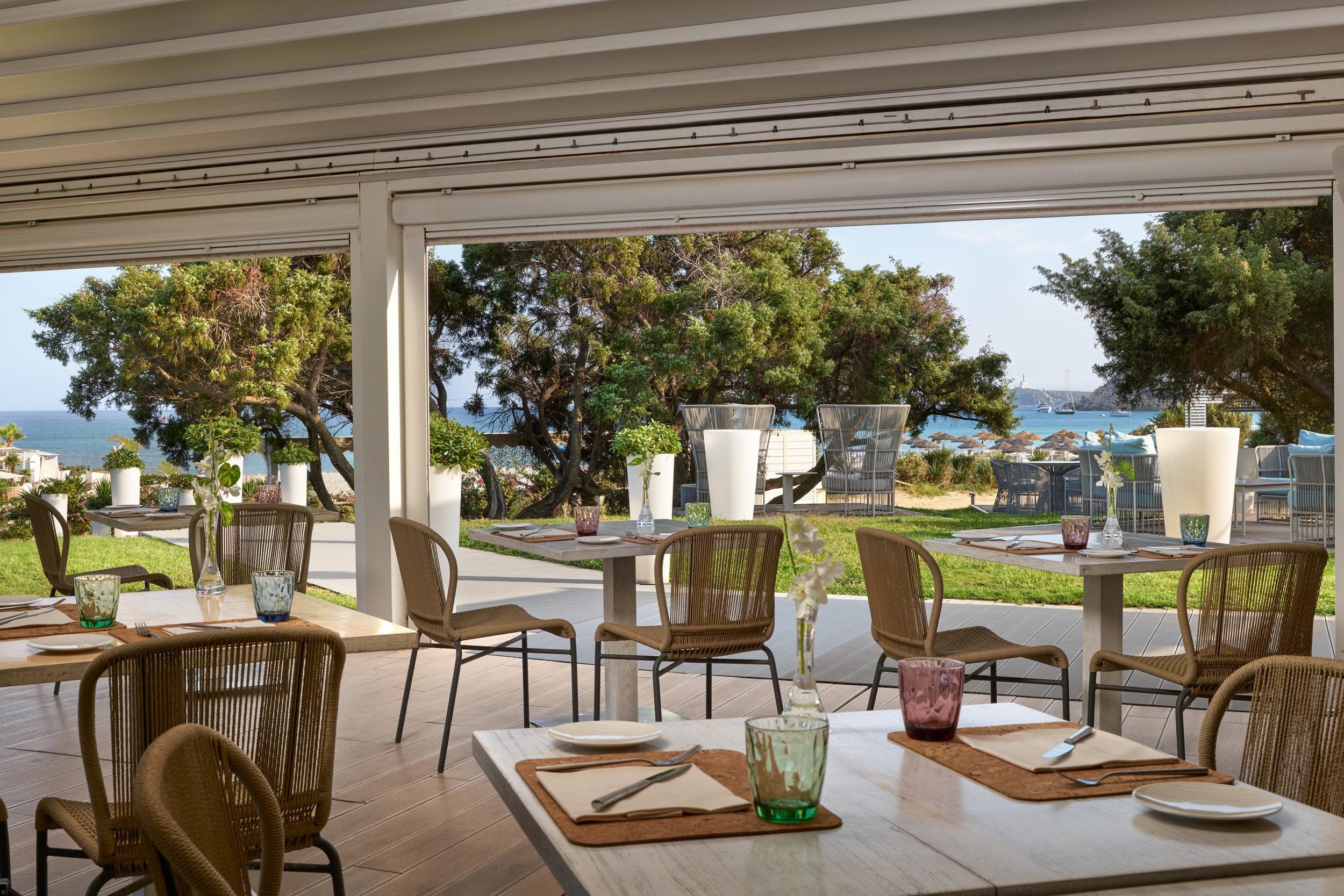 Hotel restaurants in Sardinia: fish, mediteranean | Almar Timi Ama