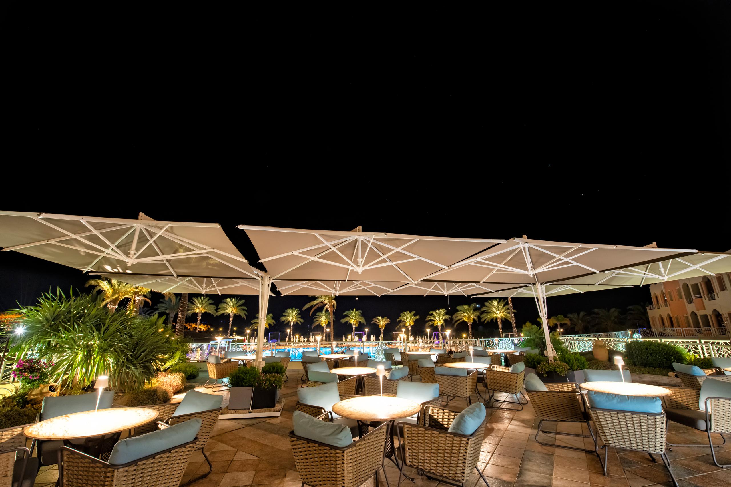 La Vista Lobby Bar in Villasimius for aperitifs | Almar Timi Ama